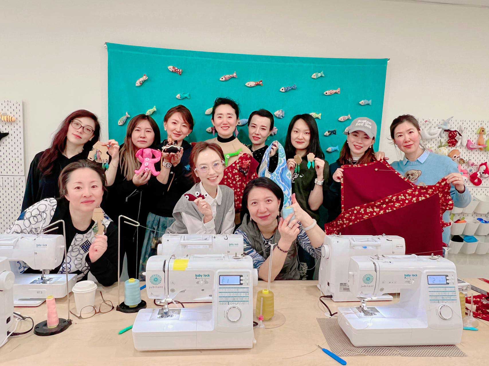 Adult party or team building, adults party, team building, crafting ...